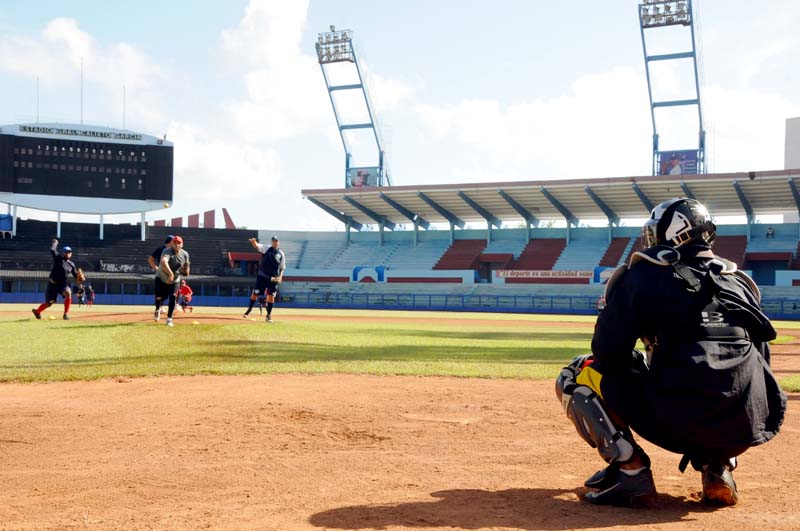 Liga Élite de Béisbol: “Jugará el que mejor esté”