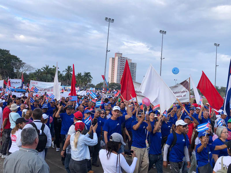 Massive participation of Holguín workers in May 1st parade